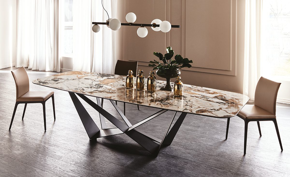 Skorpio Dining Table - 2 Danes