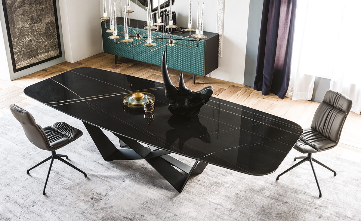 Skorpio Dining Table - 2 Danes